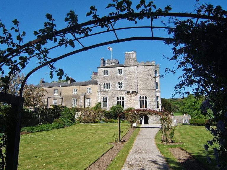 Castles & Stately Homes in the Lake District – Visit European Castles