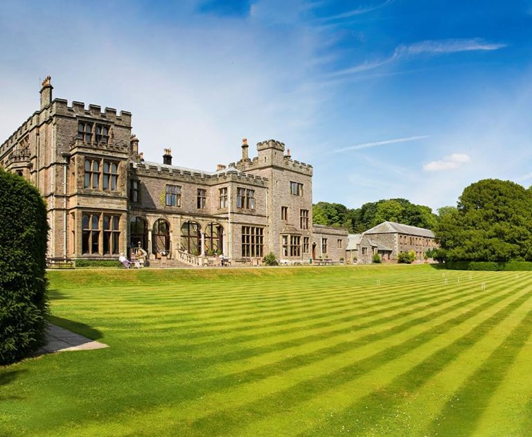 Castles & Stately Homes in the Lake District – Visit European Castles
