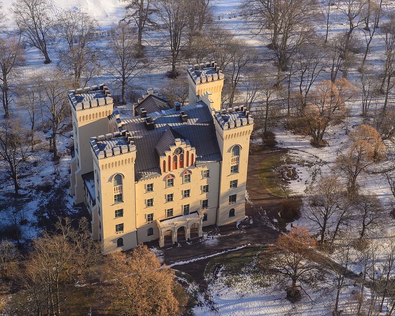 16 Castles & Palaces in Stockholm – Visit European Castles