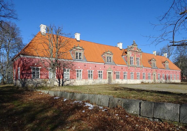 Castles near Lake Mälaren – Visit European Castles