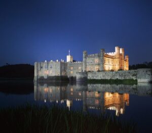 The Best Elizabethan Houses in England - Visit European Castles