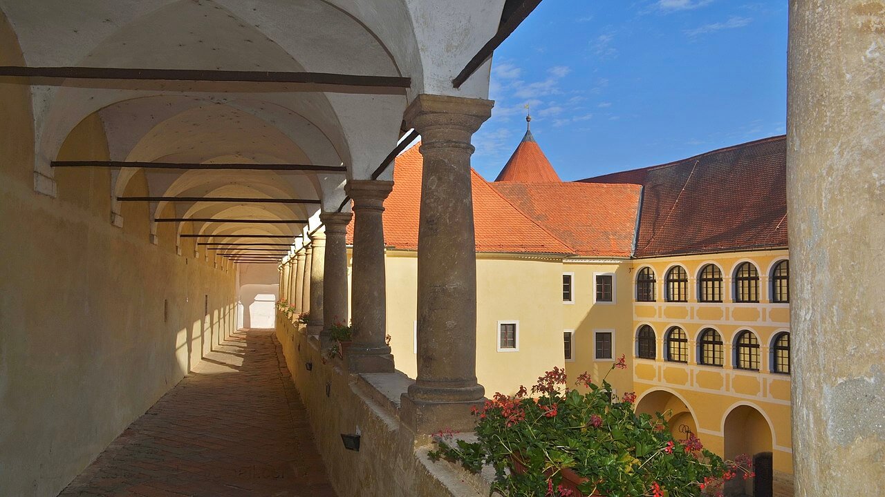 Visit the Best Castles in Slovenia (+ Map) – Visit European Castles