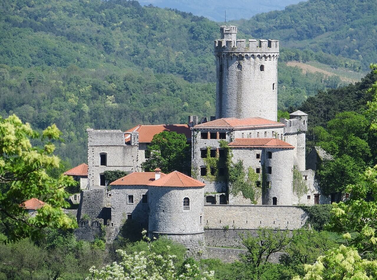 Visit the Best Castles in Slovenia (+ Map) – Visit European Castles
