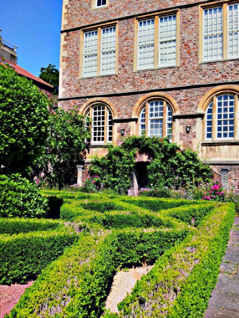The Best Elizabethan Houses in England – Visit European Castles