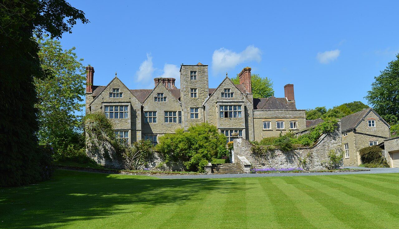 The Best Elizabethan Houses in England – Visit European Castles