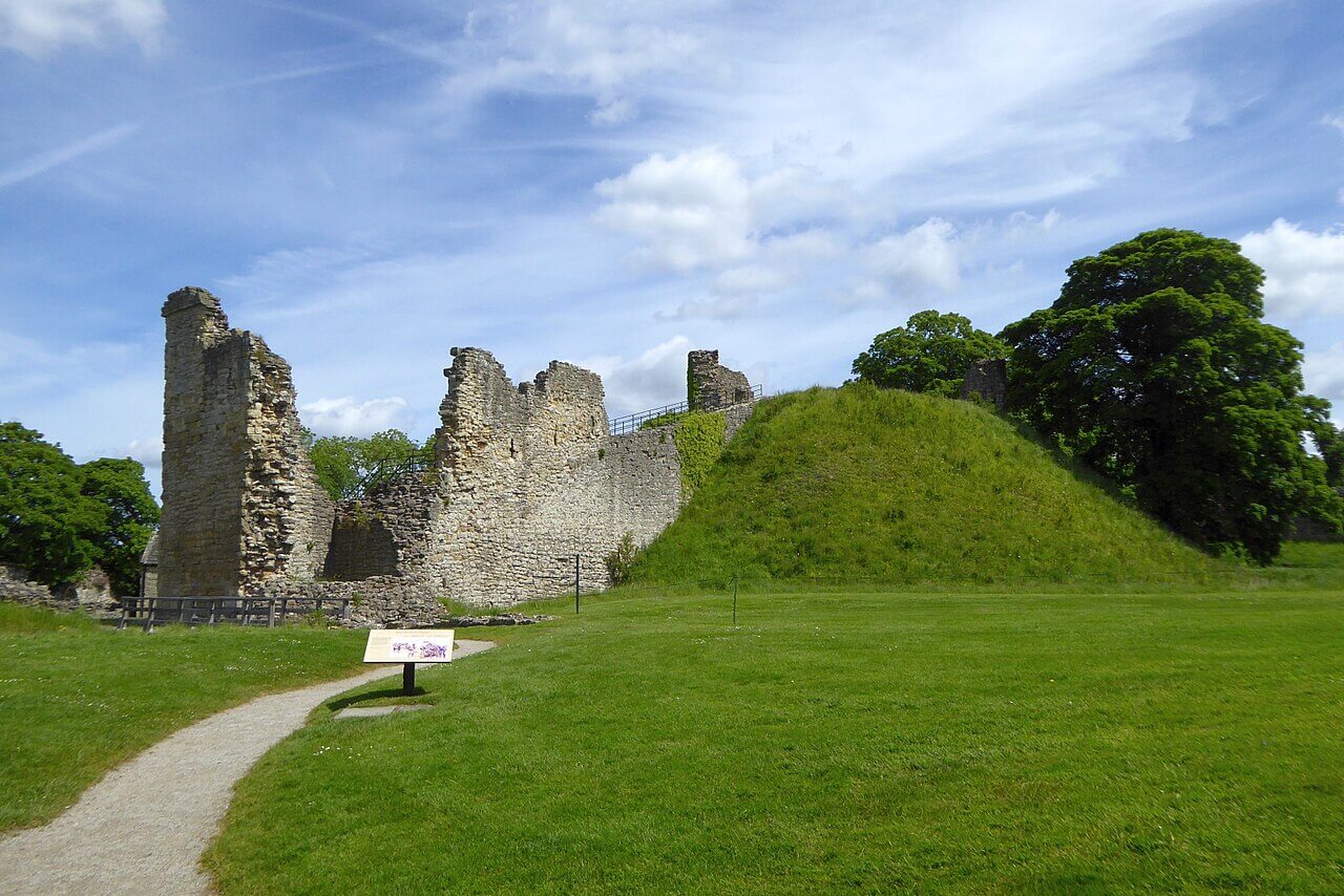 The Best Castles in the North York Moors National Park – Visit European ...